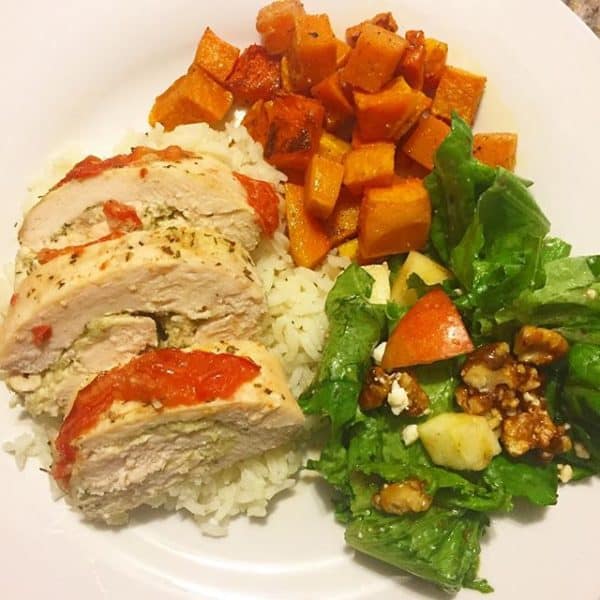 Garlic Herb Parmesan and Greek Yogurt Chicken Roll Ups - FlyPeachPie