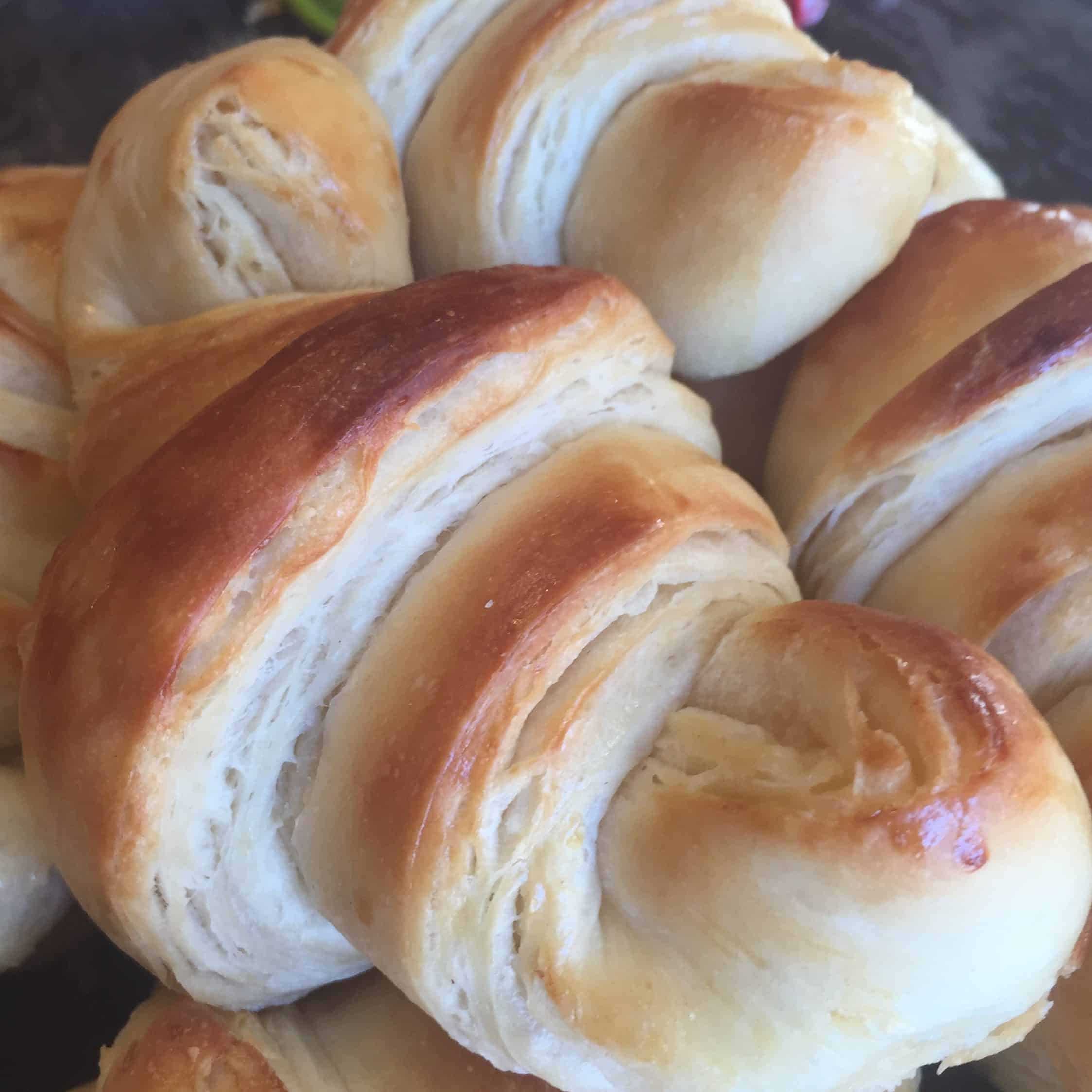 Butter Croissant Rolls - FlyPeachPie