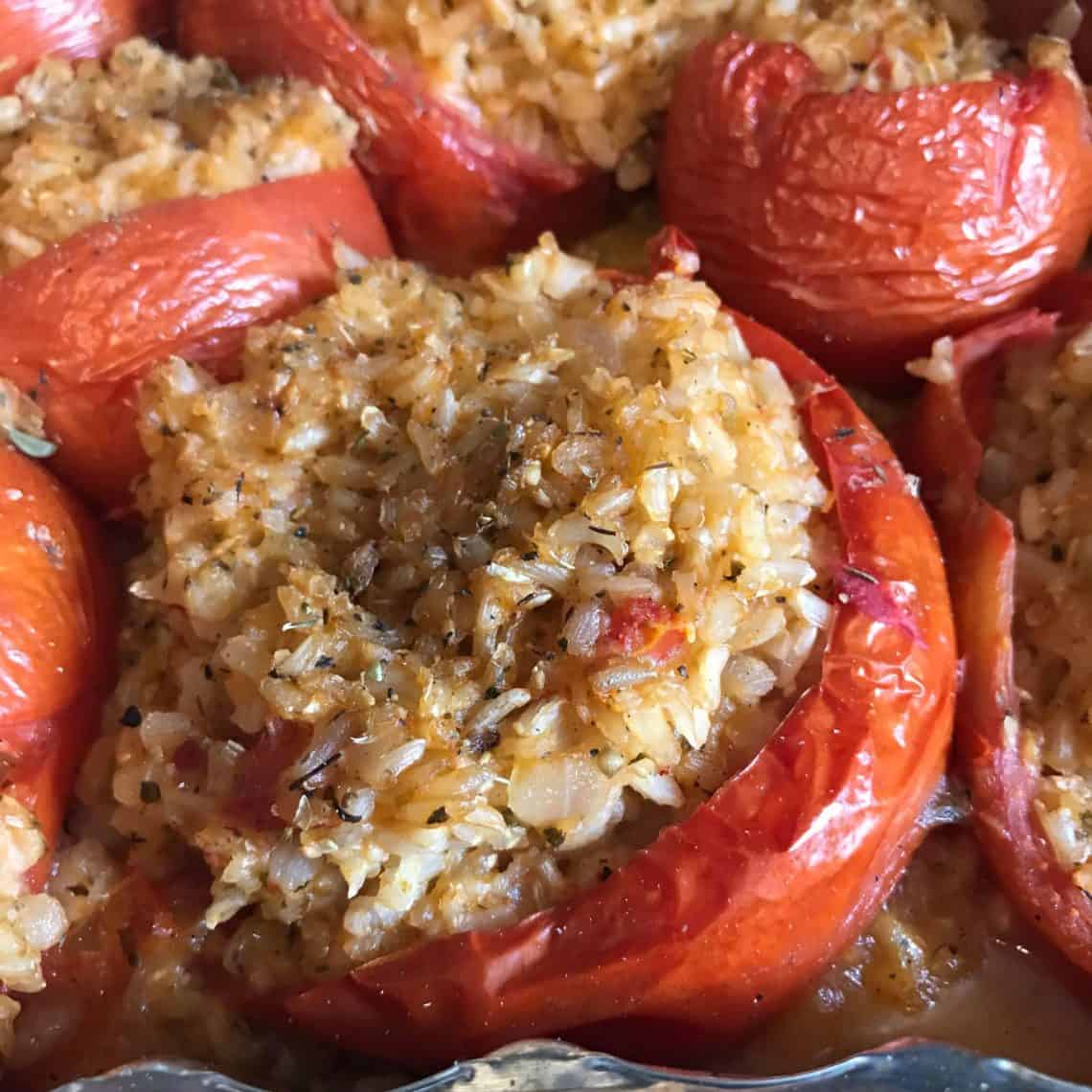 Italian Rice Stuffed Tomatoes - FlyPeachPie