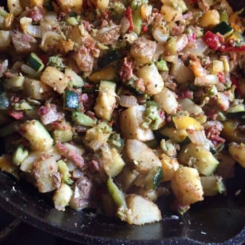 Breakfast Veggie Hash - FlyPeachPie