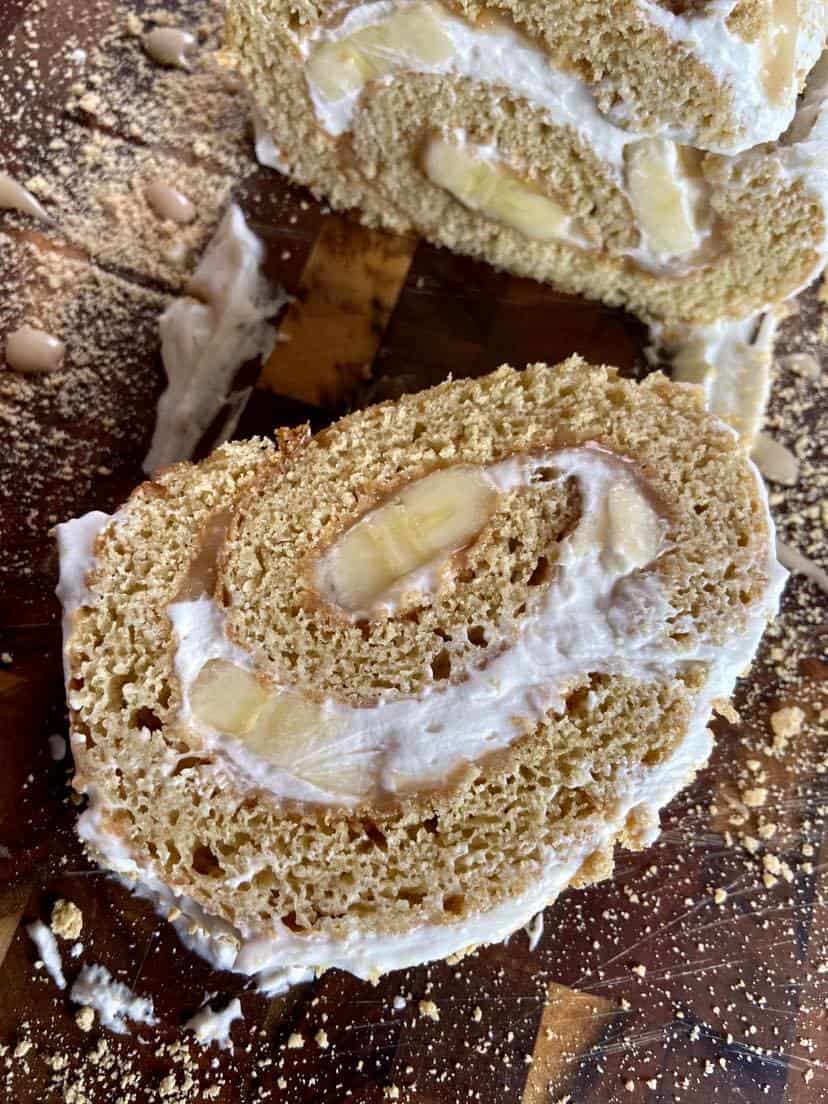 Banoffee Swiss Roll - FlyPeachPie
