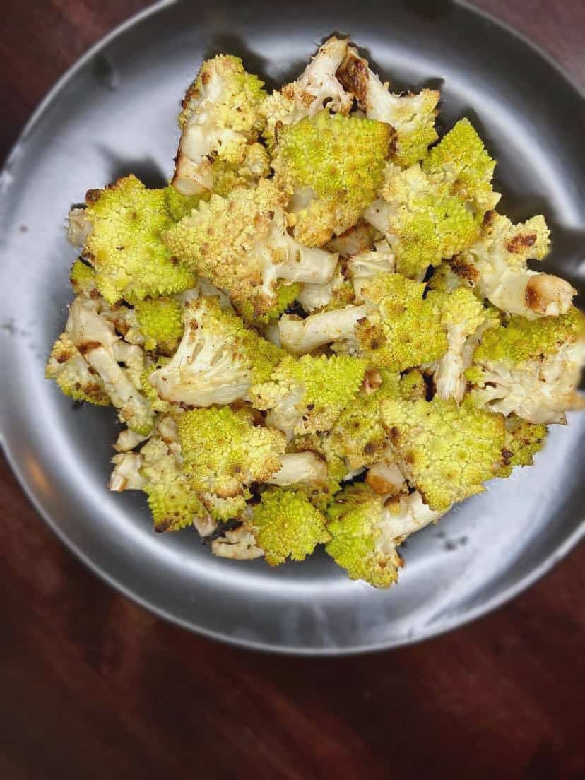 Garlic and Lemon Roasted Romanesco - FlyPeachPie
