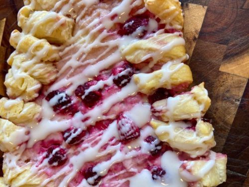Raspberry Danish Pastry - FlyPeachPie