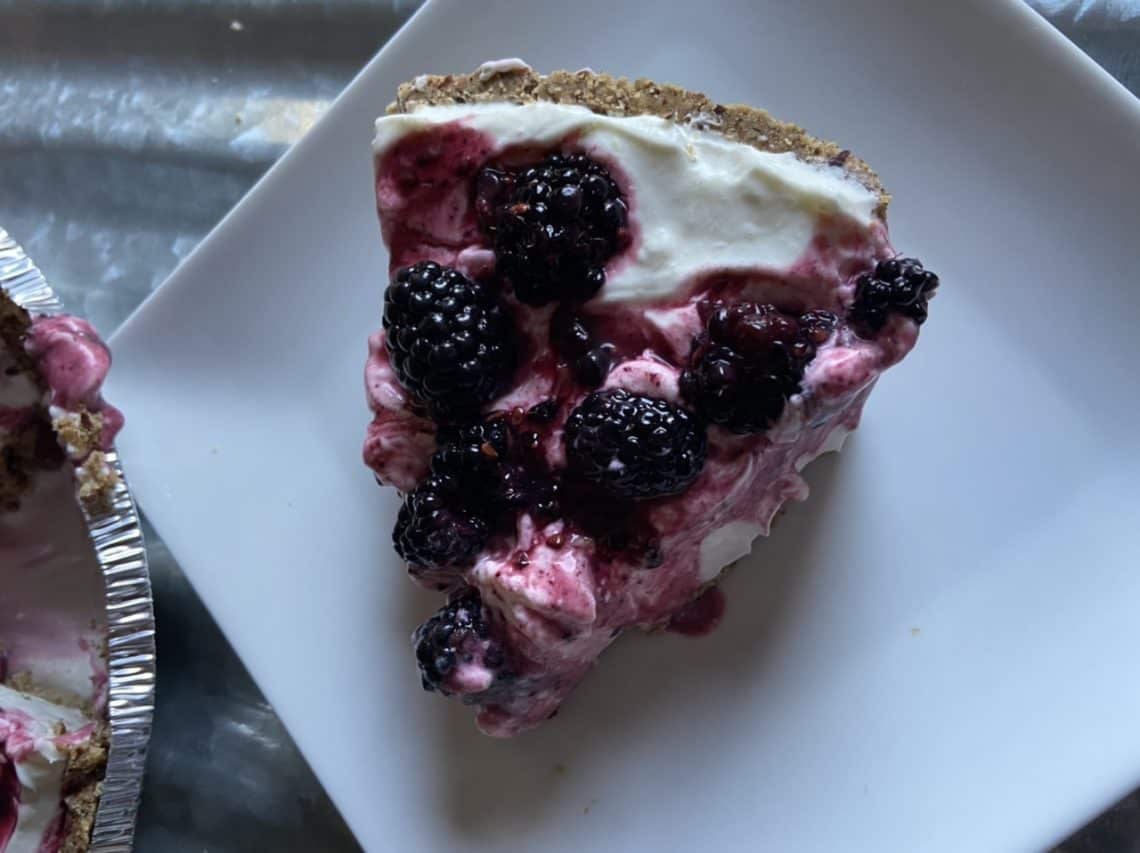 Keto No Bake BlackBerry Lime Cheesecake - FlyPeachPie