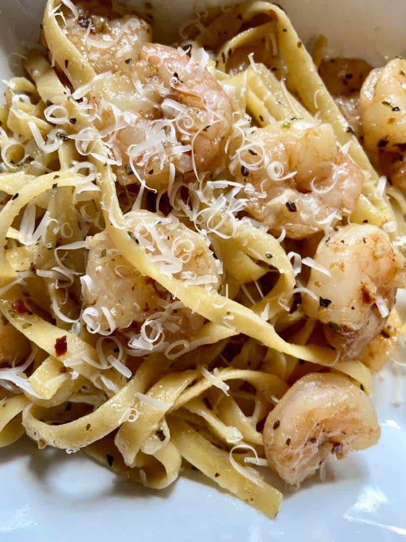 Wineless Shrimp Scampi Recipe - FlyPeachPie