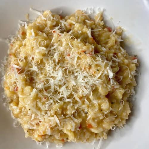 Roasted Red Pepper Pesto Risotto - FlyPeachPie