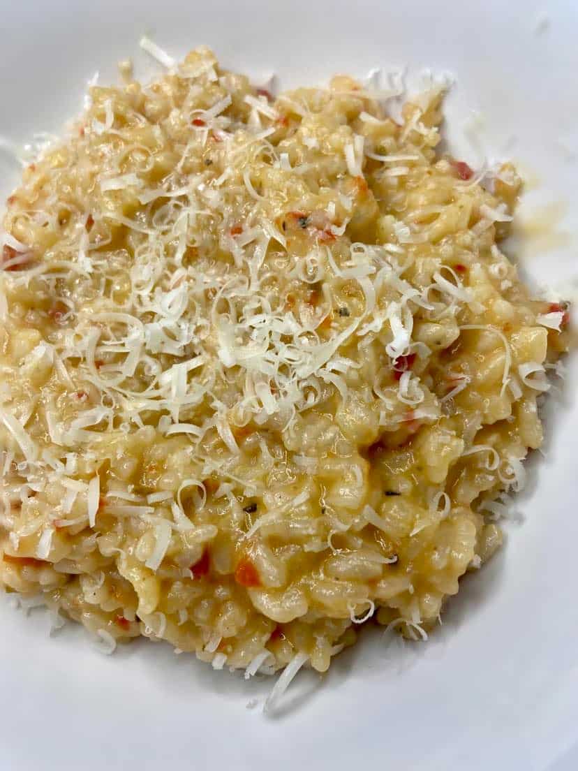 Roasted Red Pepper Pesto Risotto - FlyPeachPie