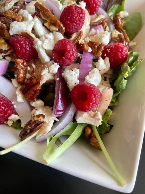 Chicken Raspberry Nut Salad - FlyPeachPie