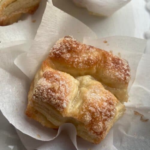 Kouign Amann Pastry Recipe - FlyPeachPie