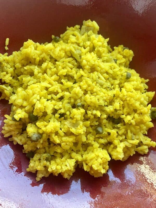 Easy Yellow Rice - FlyPeachPie