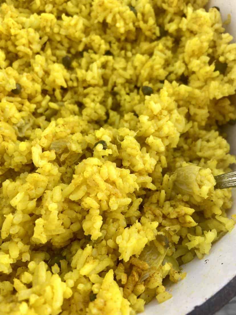 Easy Yellow Rice - FlyPeachPie