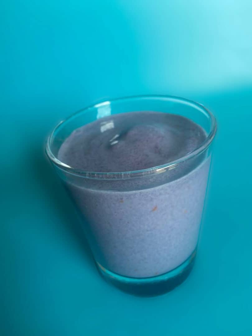 Electric Berry Lemonade Smoothie - FlyPeachPie