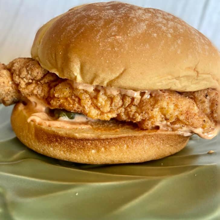 Popeye Buttermilk Chicken Sandwich Copycat Recipe – QSEQNN