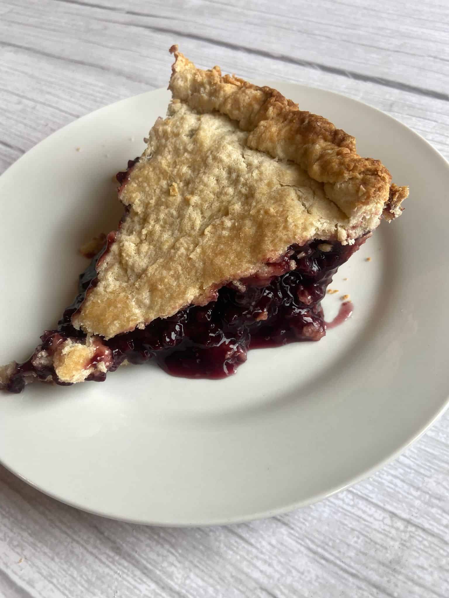 Boysenberry Pie Recipe - FlyPeachPie