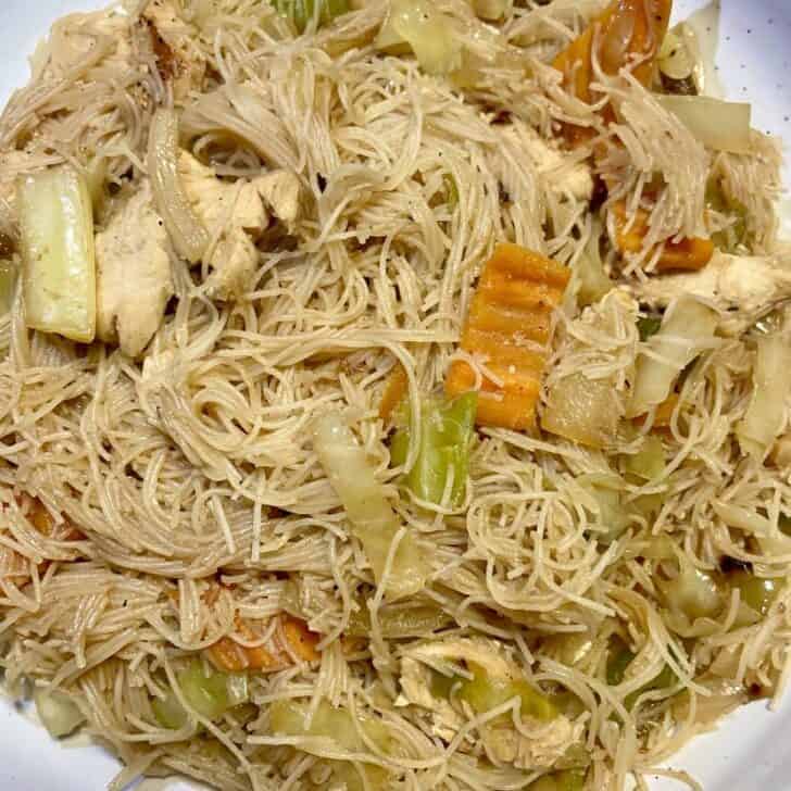 Easy Filipino Chicken Pancit Recipe (Pancit Bihon) - FlyPeachPie
