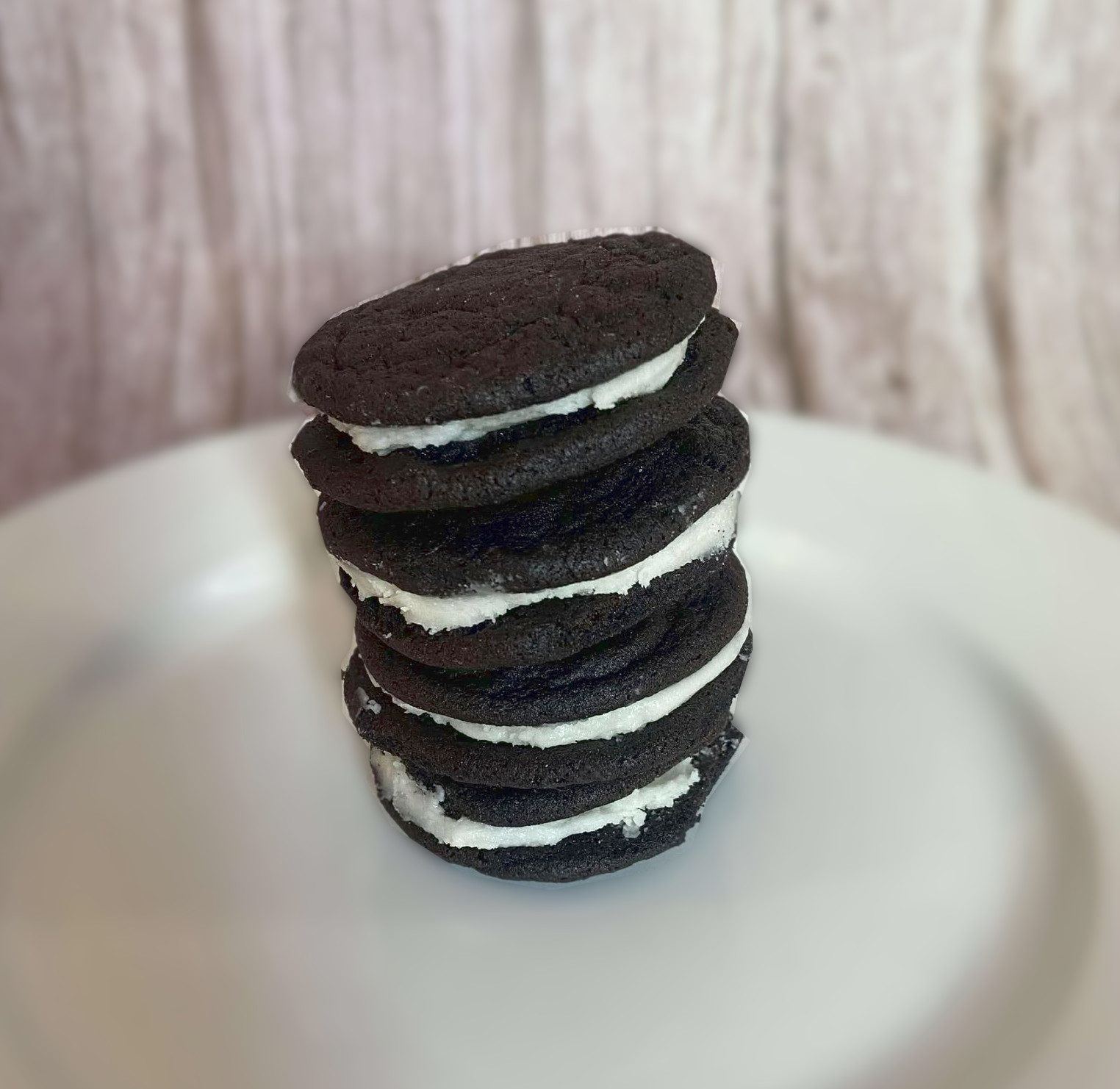 Homemade Soft Oreo Cookies - FlyPeachPie
